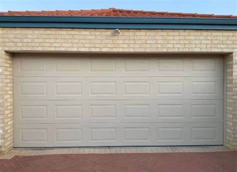 Installation of single Garage door by Bridge and Isonto Consturction ...