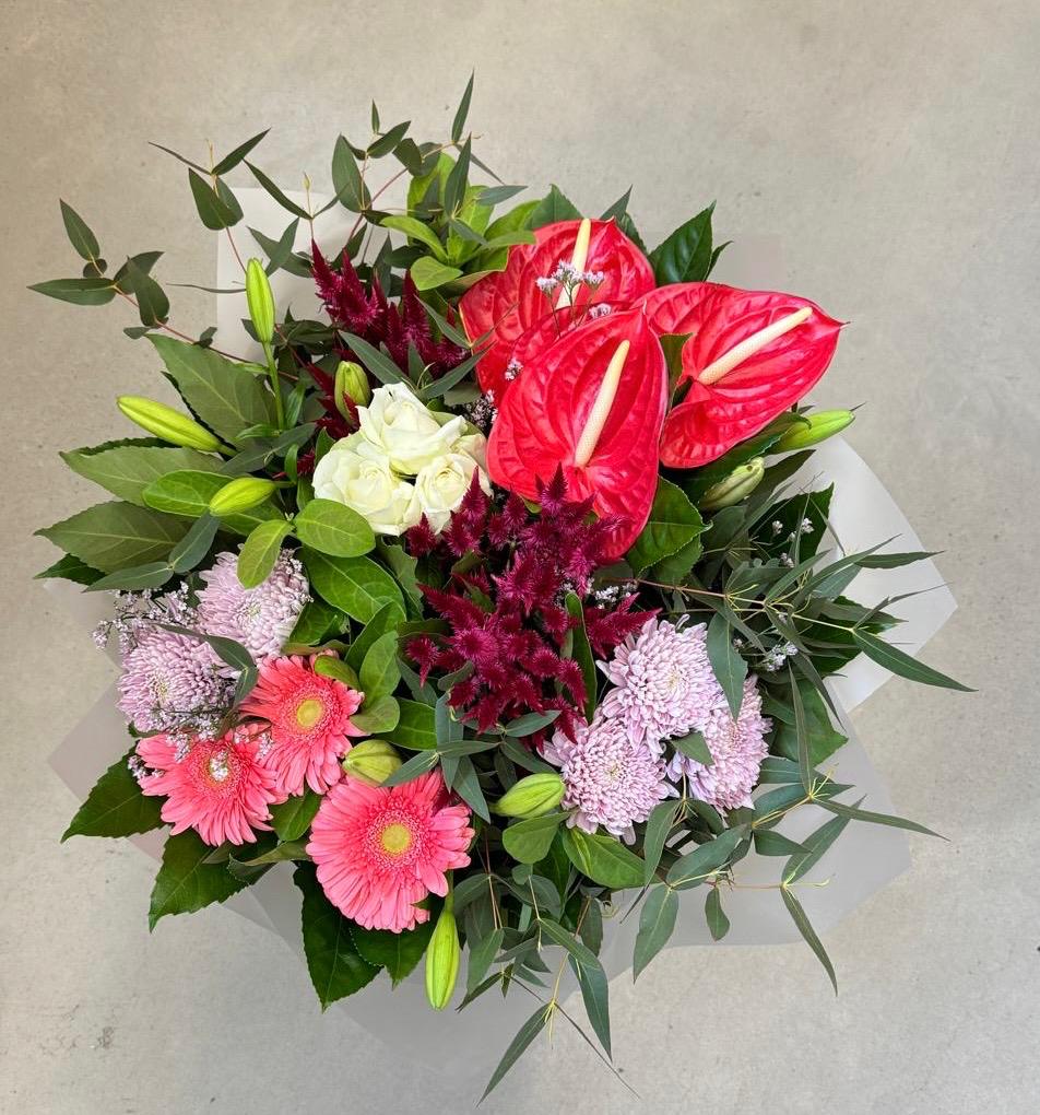 Classic Contemporary - Flower Bouquet