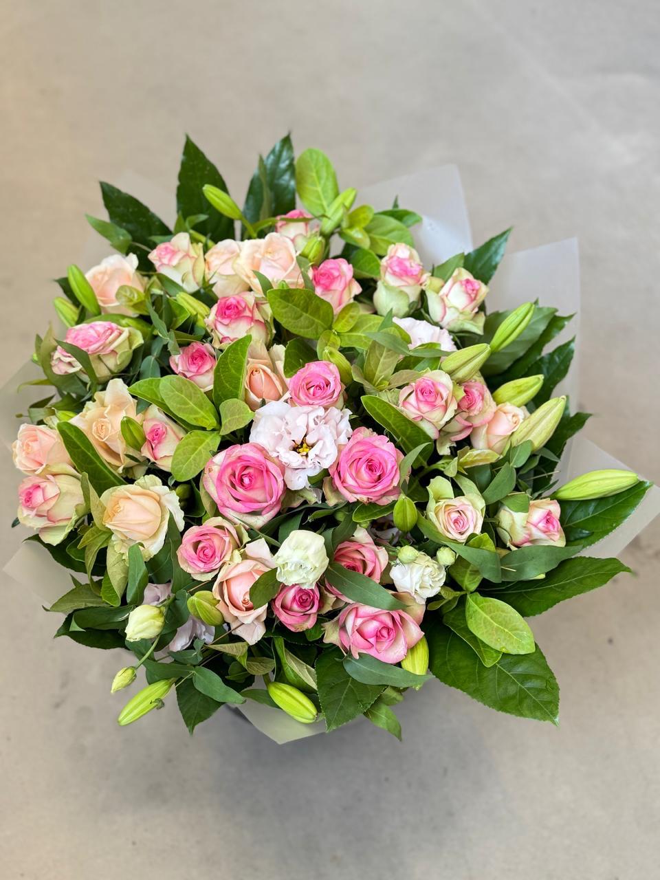 Pure Affection - Flower Bouquet | Leroy Merlin South Africa